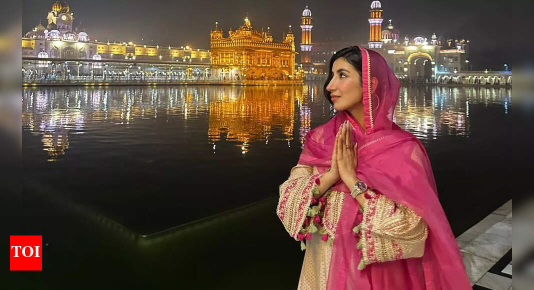 Parul Gulati visits Golden Temple before film release | Bollywood Movie ...
