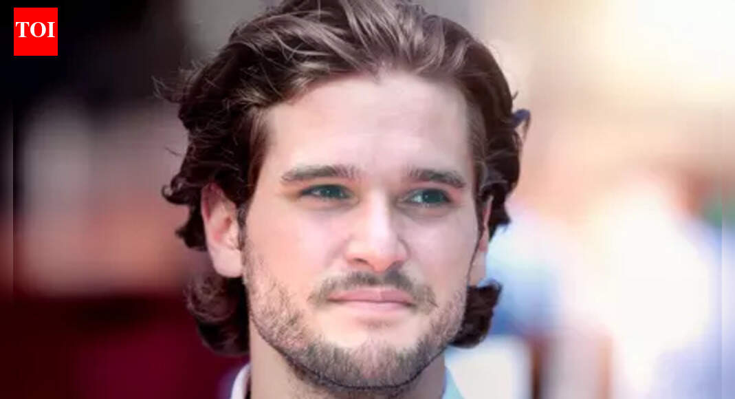 Kit Harington breaks silence on 'embarrassing' kissing scene with 'GoT ...