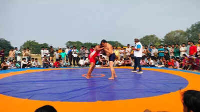 Nimar Utsav: Burst of colour, rhythm, & regional diversity on Day 2 ...