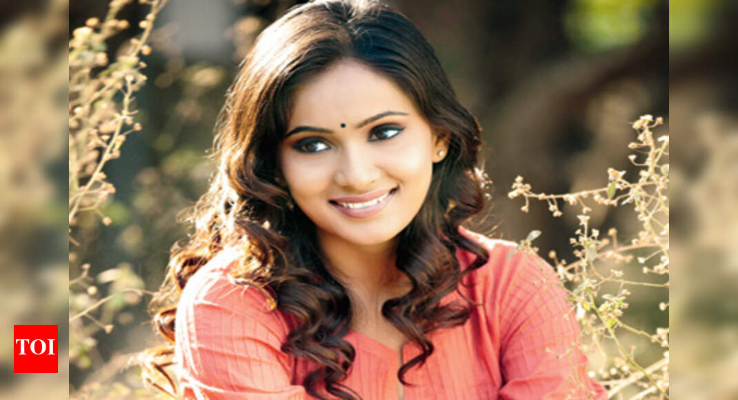 Dipa Shah's philosophy of love | Tamil Movie News - Times of India