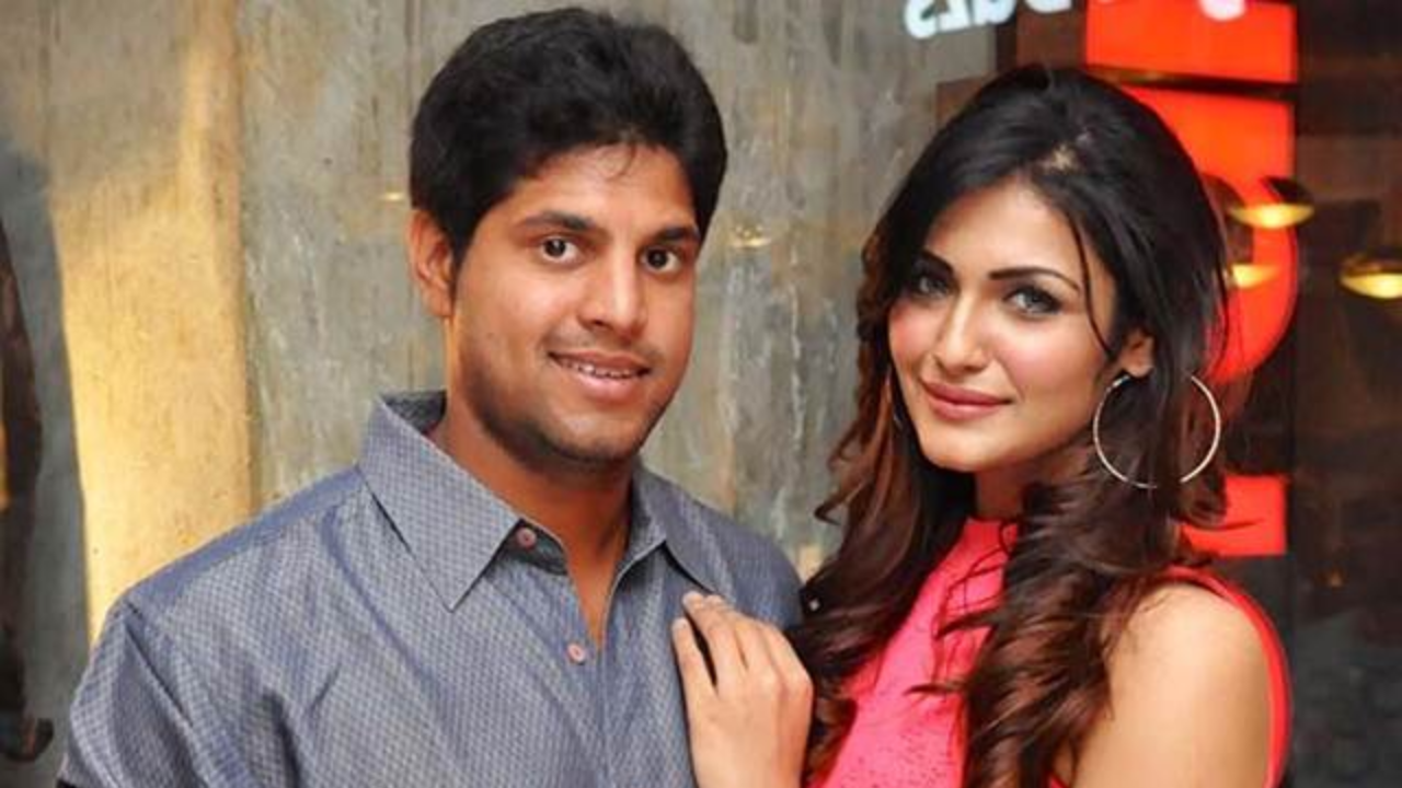 Arthi Venkatesh Anirudha Srikkanth