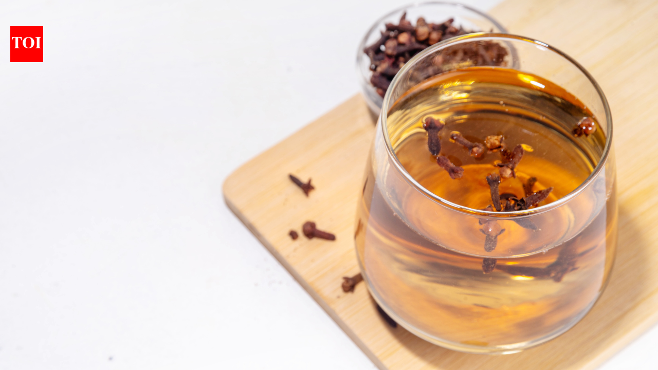 4 reasons you should add cloves to your chai this winter (beyond flavour)