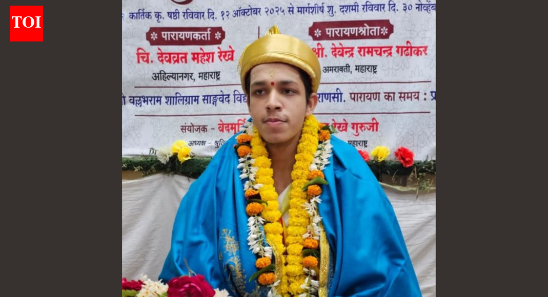 Who is Vedamurti Devavrat Mahesh Rekhe, the 19-year-old Vedic scholar who completed the ...