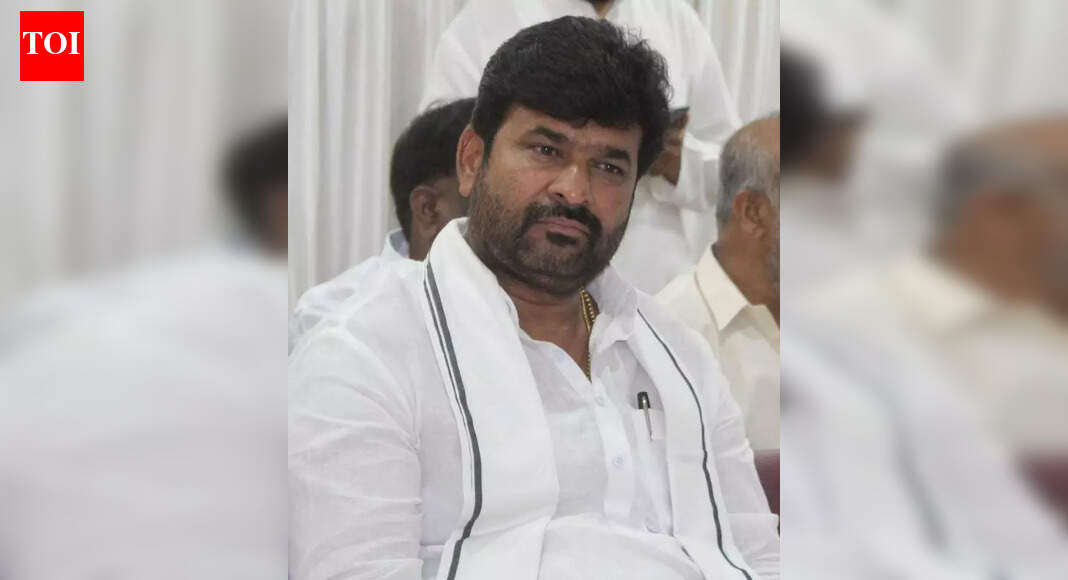 Dharwad Congress MLA Vinay Kulkarni denied bail in BJP worker’s murder ...