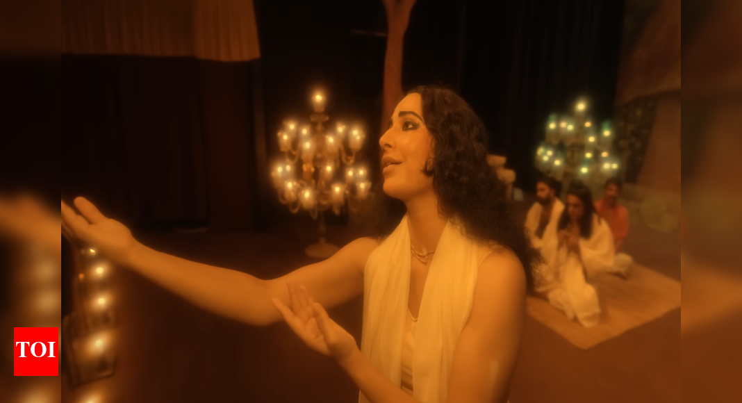 Lawho Gouranger Naam Rey Movie Review: A compelling yet conflicted ...