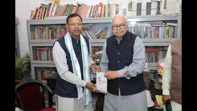 Chaudhary meets old guard to bolster party unit | Lucknow News - The ...