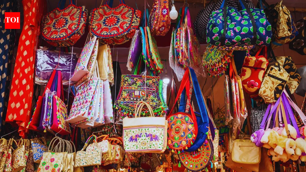 Delhi’s major wholesale markets one must explore as a tourist