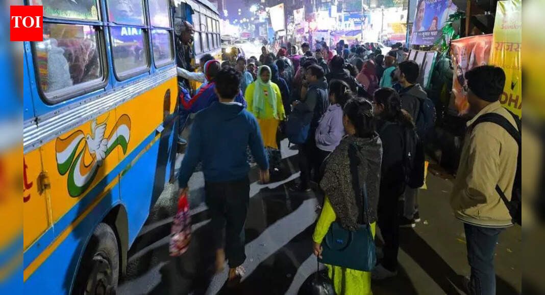 Suicide bid at Maidan hits Blue Line ops again | Kolkata News - The ...