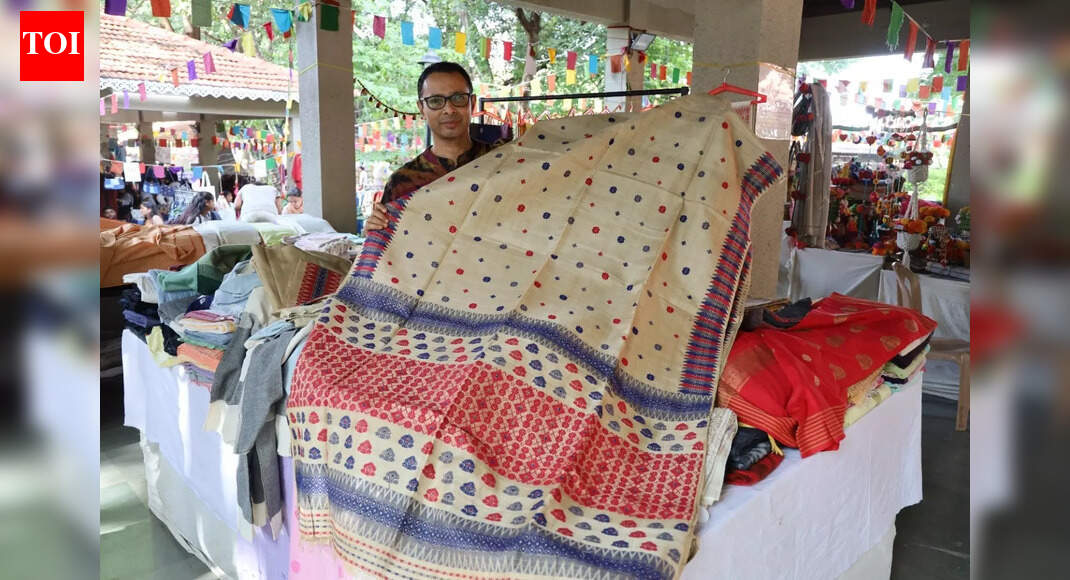 Annual crafts bazaar marks 40 years with focus on quilts and live craft ...