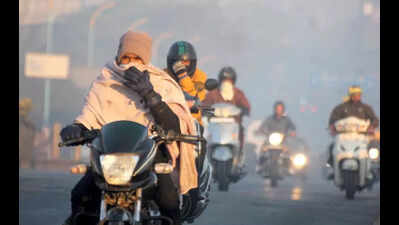 Weather turns erratic in city as day brings comfort, night becomes cold ...