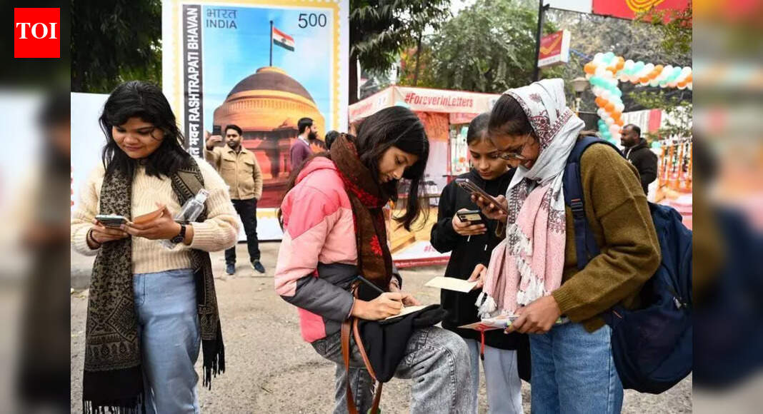 When Delhi logged out for a bit to write a postcard to New Year | Delhi ...