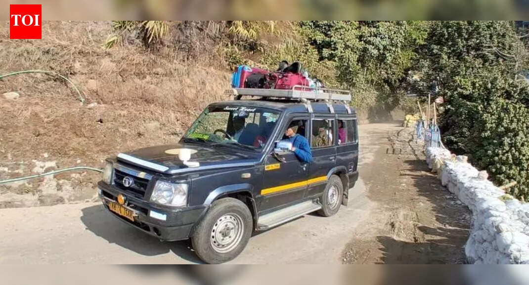 Rohini Road reopens, links plains to the Hills again | Kolkata News ...