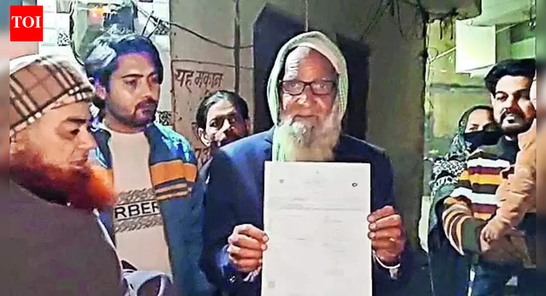 Long-lost and remarried: Sharif Ahmed returns to ancestral UP home ...