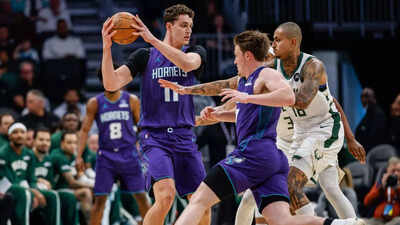 Charlotte Hornets vs Milwaukee Bucks regular season game: Full injury ...