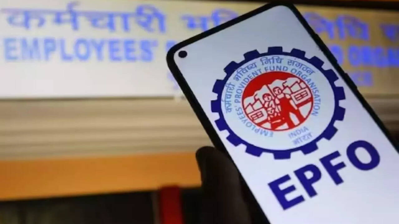 EPFO May Raise Monthly Pension To Rs 5,000 For Private Employees