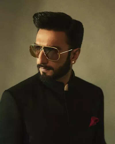 Ranveer Singh Celebrates 'Dhurandhar's Historic Box Office Achievement ...