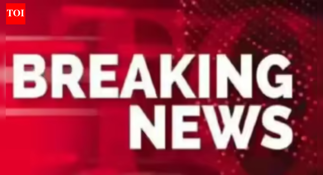 Breaking News Live Updates: Iran cuts internet, phone services as ...