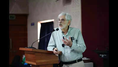 View AI as a collaborator, Turing awardee Ullman tell students ...