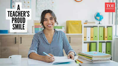 She met her strict school teacher after 10 years, and the smile said ...