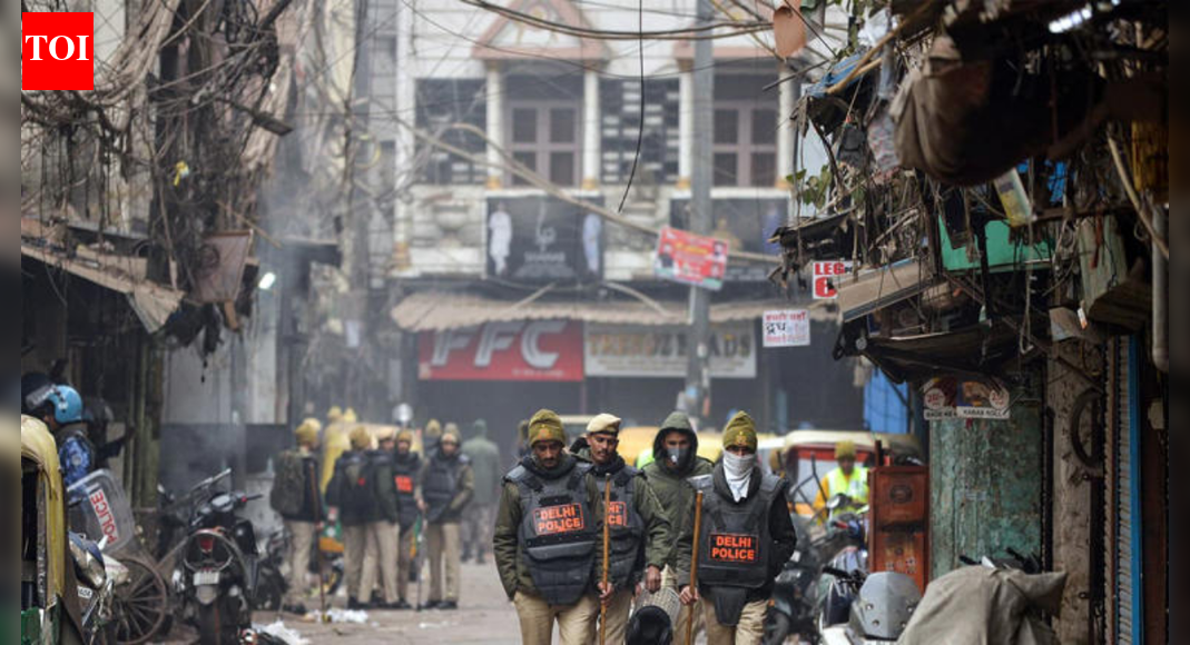 Delhi demolition drive fallout: 2 more held in Turkman Gate stone ...