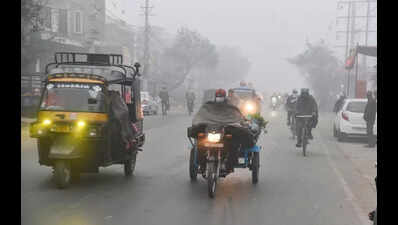 Near freezing in plains of Punjab & Haryana, Gurgaon & Bathinda at 0.6 ...