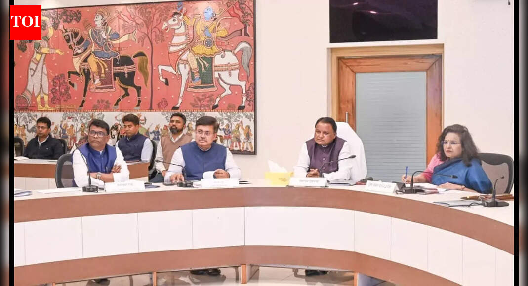 Chilika lake development plan: CM directs focus on dredging, fisheries ...