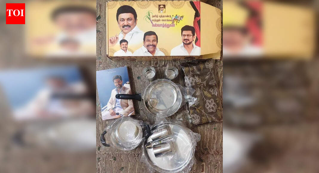 Double bonanza for voters as DMK ministers distribute Pongal hampers ...