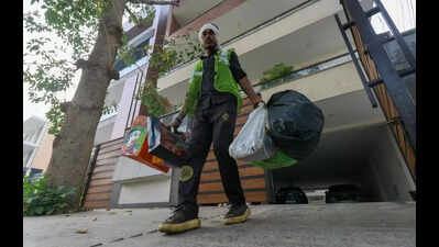 E-rickshaws to plug garbage collection gaps where trucks can’t enter in ...