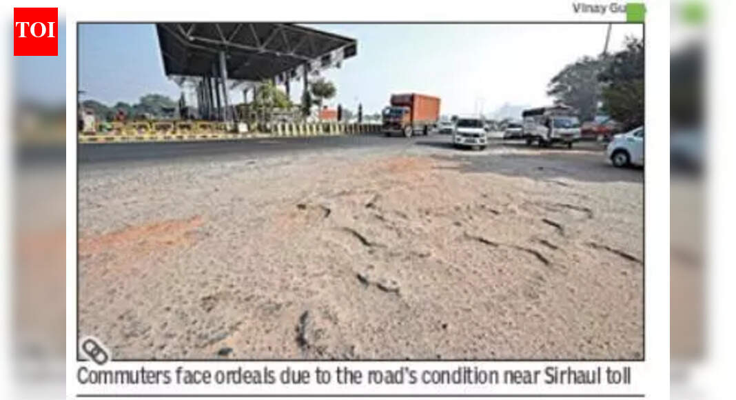 Broken road, Sirhaul toll tailbacks choke Udyog Vihar’s entry point in ...