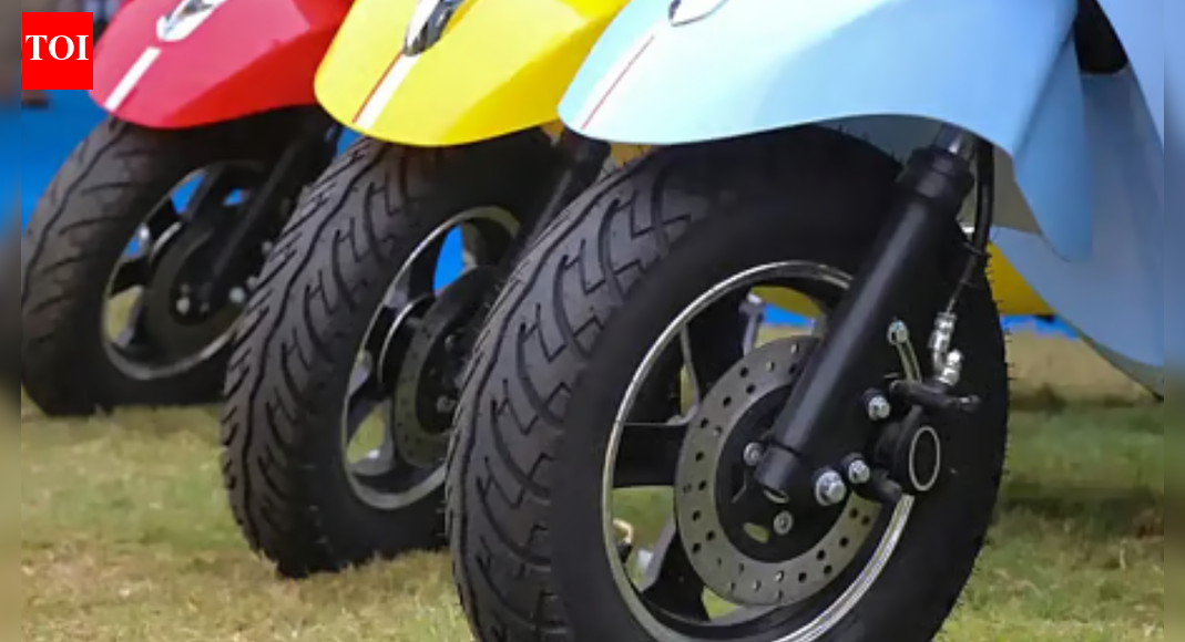 Uber launches 50 e-bike taxis in Mumbai | Mumbai News - The Times of India