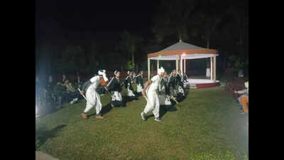 Traditional Tharu dances add colour to VTR tour packages | Patna News ...