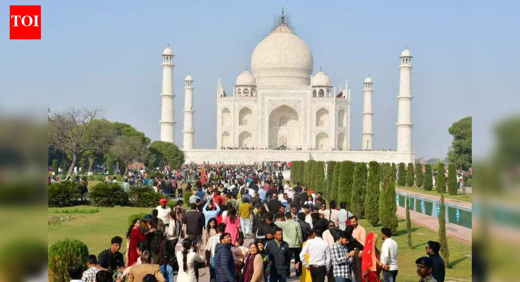 Free Taj Mahal entry during Shah Jahan’s Urs from Jan 15 | Agra News ...