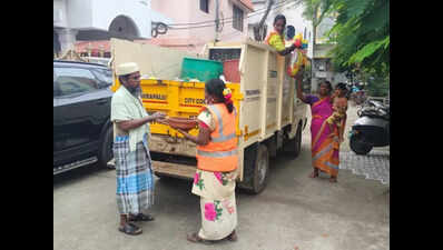 Smoke-free Bhogi drive nets 15 MT of waste in Trichy | Trichy News ...