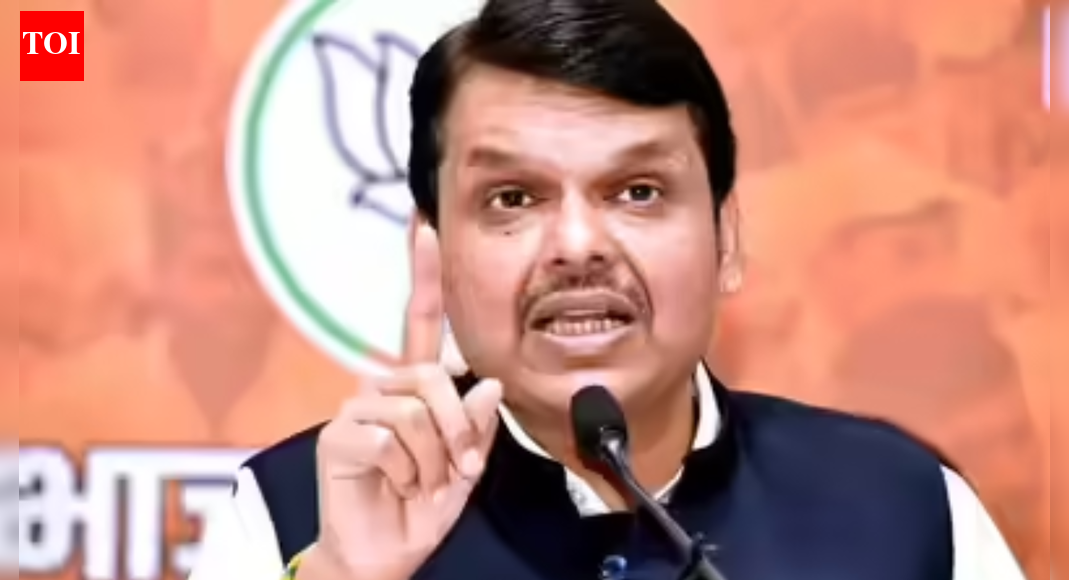 Maharashtra civic body polls: Devendra Fadnavis votes in Prabhag 15 ...