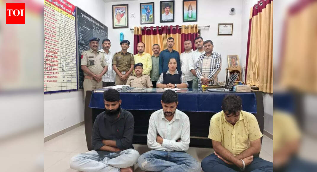 Arms consignment linked to ‘Bangla Gang’ seized; 3 arrested | Rajkot ...