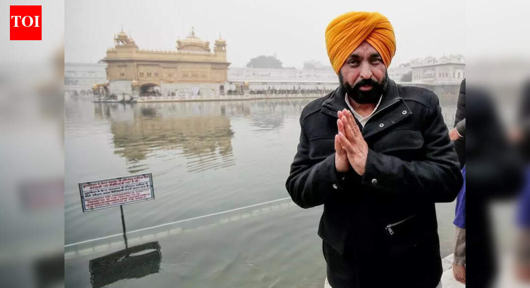 In Akal Takht appearance, CM submits 30k pages of complaints against ...