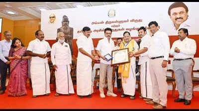 Stalin promises to protect social fabric of TN and uplift the poor and ...