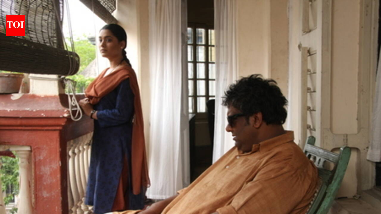 Laptop Movie Review {3.5/5}: Critic Review of Laptop by Times of India