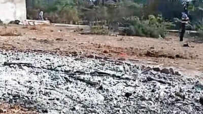 MP shocker: Man bathes in funeral pyre ashes, takes skull, bones home ...