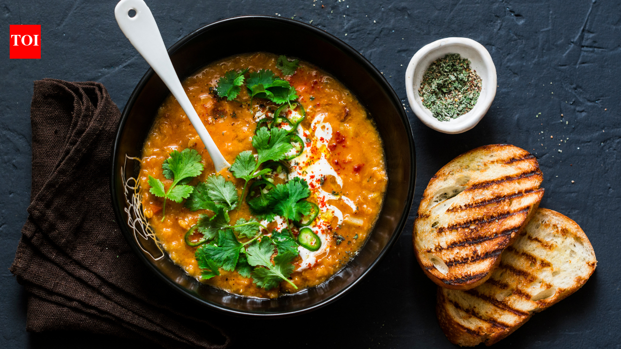 8 tasty soups with over 30 gms of protein that are perfect winter dinners