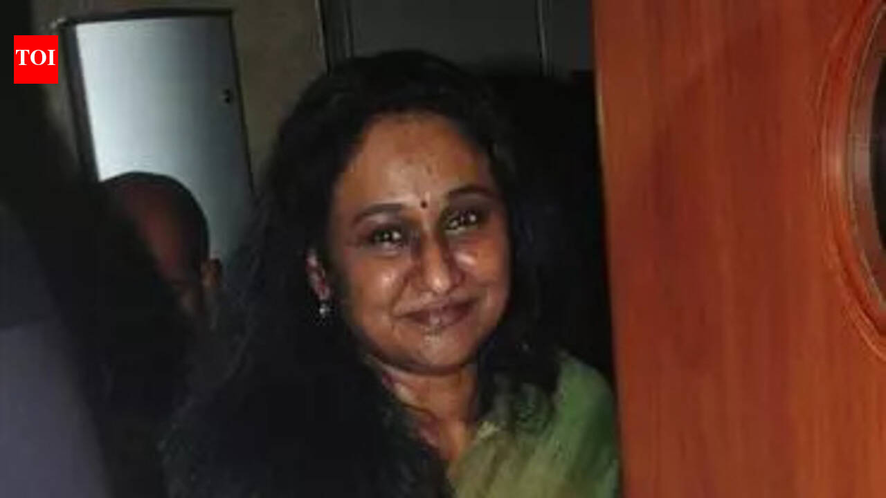 AMMA clean chit for actor Cuckoo | Kochi News - The Times of India