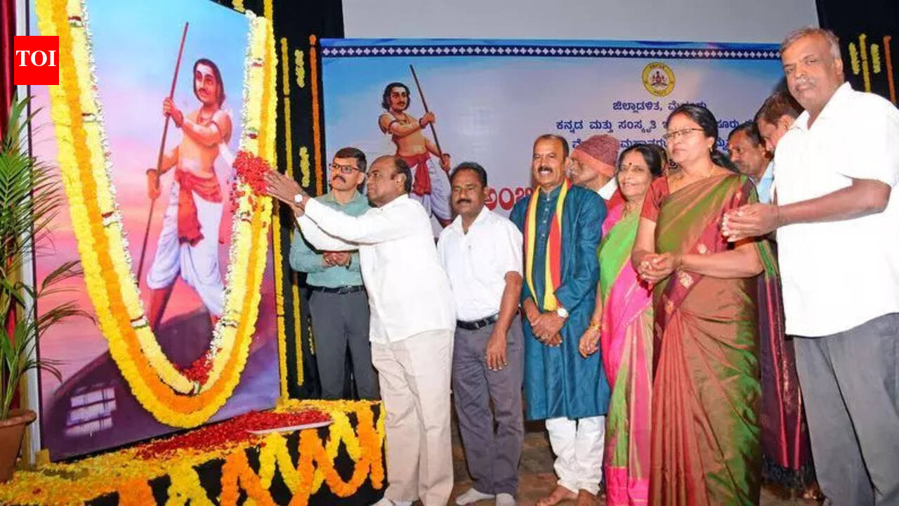 Adopt Ambigara Chowdaiah vachanas in daily life: Congress MLC | Mysuru ...