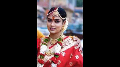 Wife files FIR after seeing Hiraan’s ‘2nd wedding’ pics | Kolkata News ...