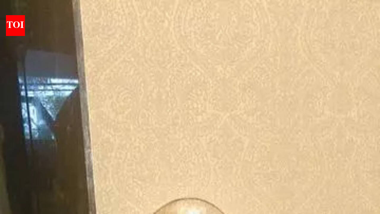 ACB arrests suspended joint sub-registrar in disproportionate assets ...