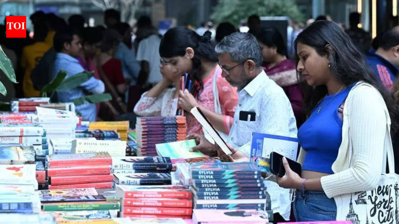 Libraries must become vibrant centres of discussion & exchange of ideas ...