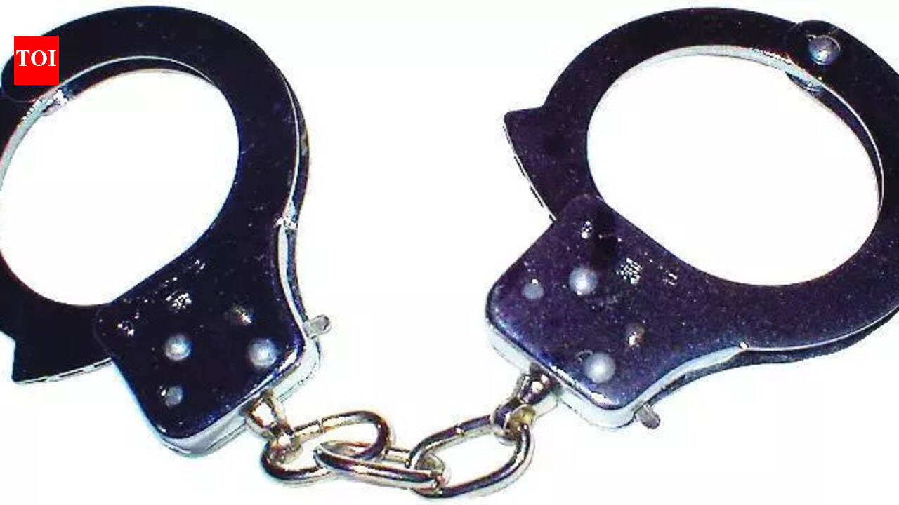 Accident turns into double murder: Cop kills sister, mother ...