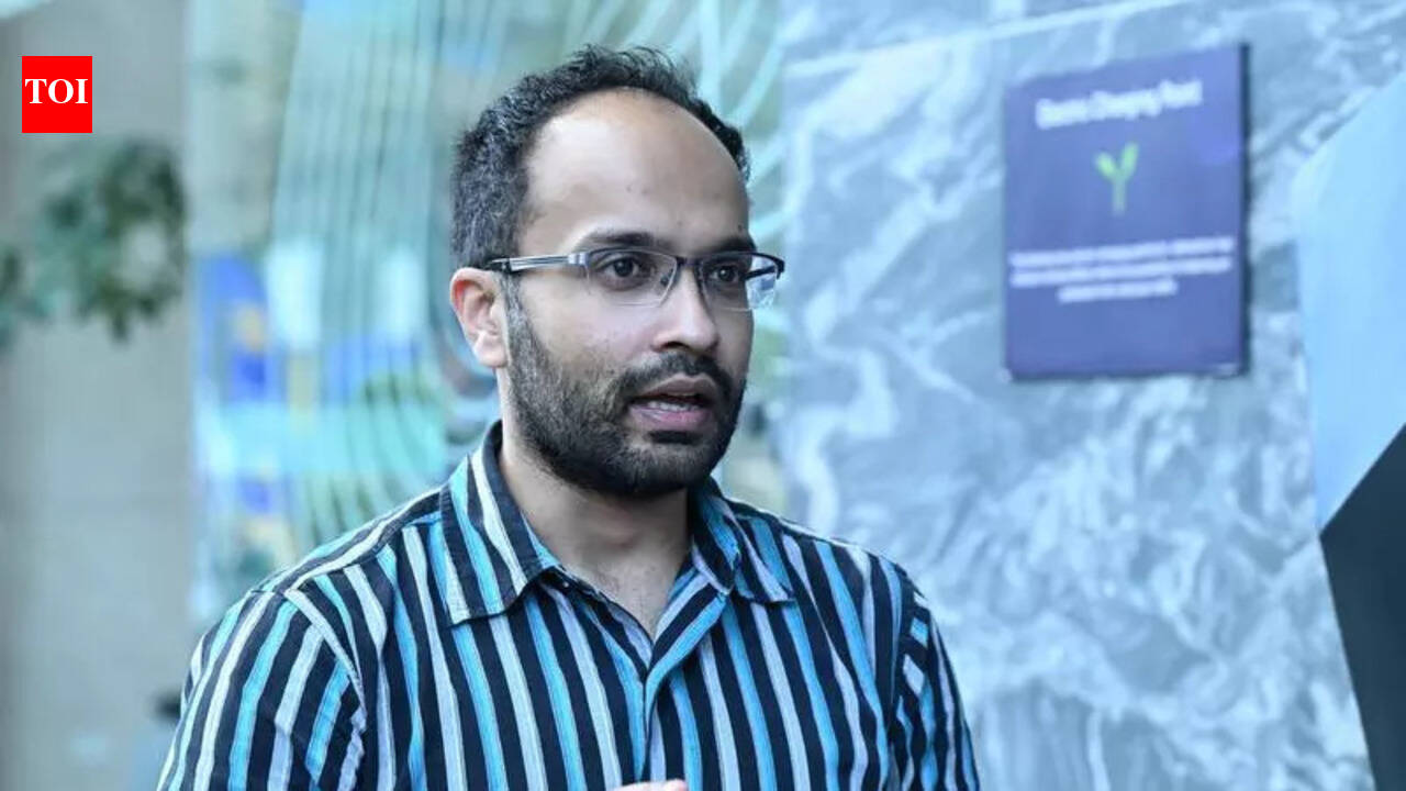 Daneesh Majid recounts how politics & culture shaped Hyderabad at HLF ...