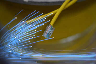 Meta, Corning sign deal worth up to $6 billion for fiber-optic cables ...