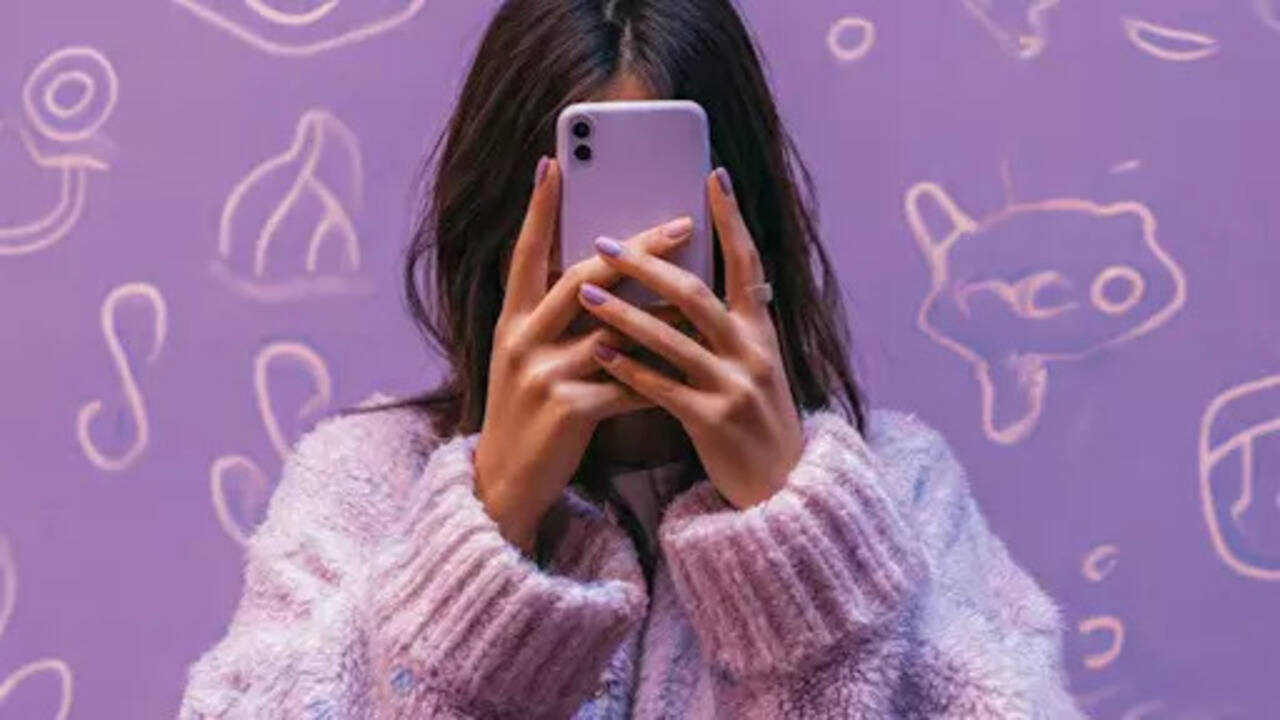 From Awareness to Aesthetic: How Social Media Is Reframing Anxiety