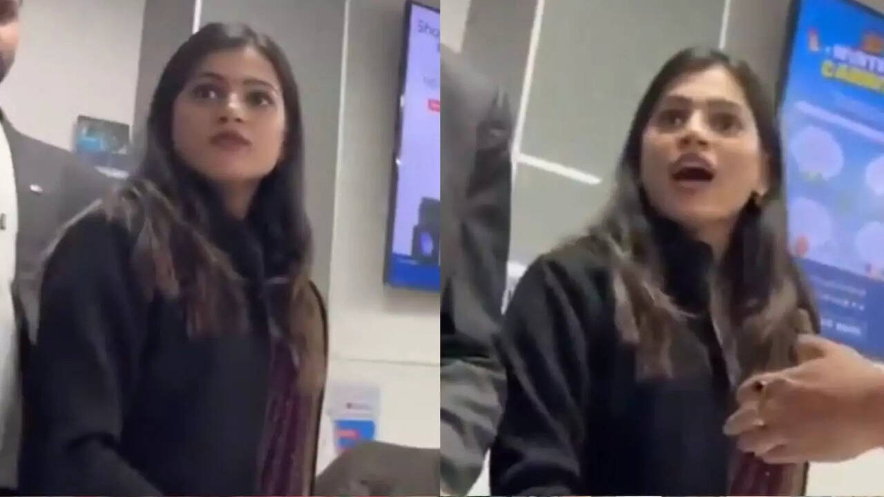 'I’m a Thakur': Bank Employee Abuses Customer, Video Goes Viral
